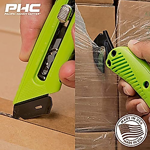 Pacific Handy Cutter S5R Safety Cutter, Right Handed Retractable Utility Knife & Ergonomic Film Cutter, Bladeless Tape Splitter, Steel Guard, Safety & Damage Protection, Warehouse & In-Store Cutting , green