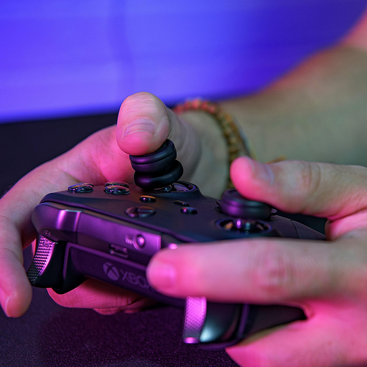 Setex Gecko Grip, 2 High Rise Thumbstick Grip Covers, for PlayStation PS5, PS4, Xbox One, Switch Pro, Steam Deck, Anti-Slip Microstructured Analog Stick Thumb Grips, Black, Covers Only