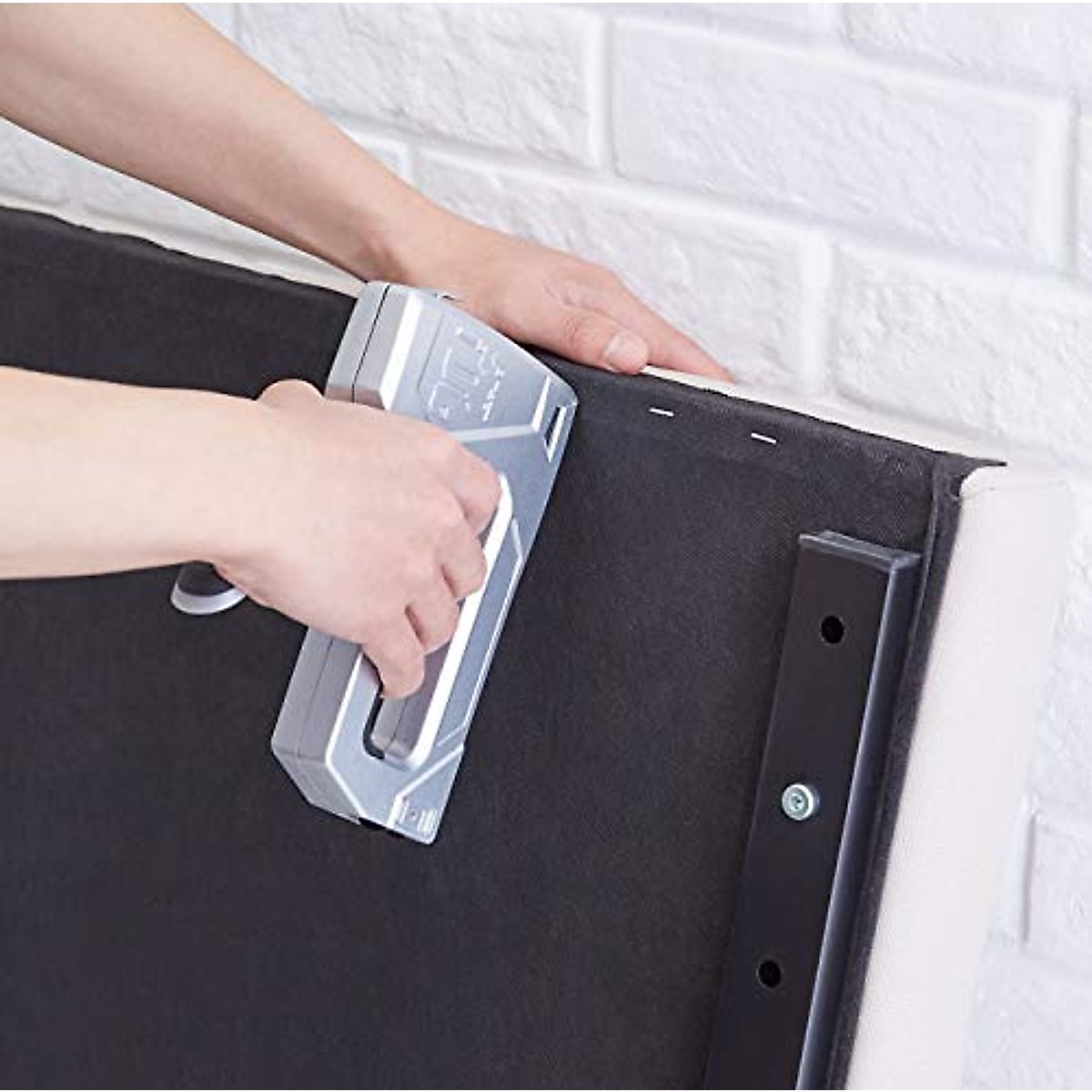 Amazon Basics Standard Staples for Staple Gun, 50 Sheet Capacity, 1000 Count - Pack of 4