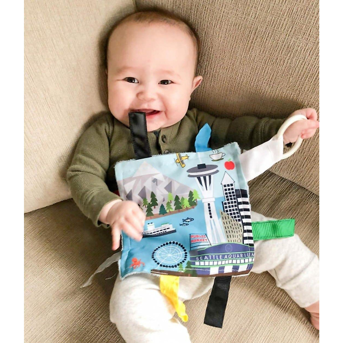 Baby Jack & Co 8x8” Learning Lovey Seattle Washington Tag Toys for Babies - Baby Crinkle Toys - Soft & Safe - Learn USA Cities and Shapes - Ideal Baby Toy & Gift BPA Free w/Stroller Clip