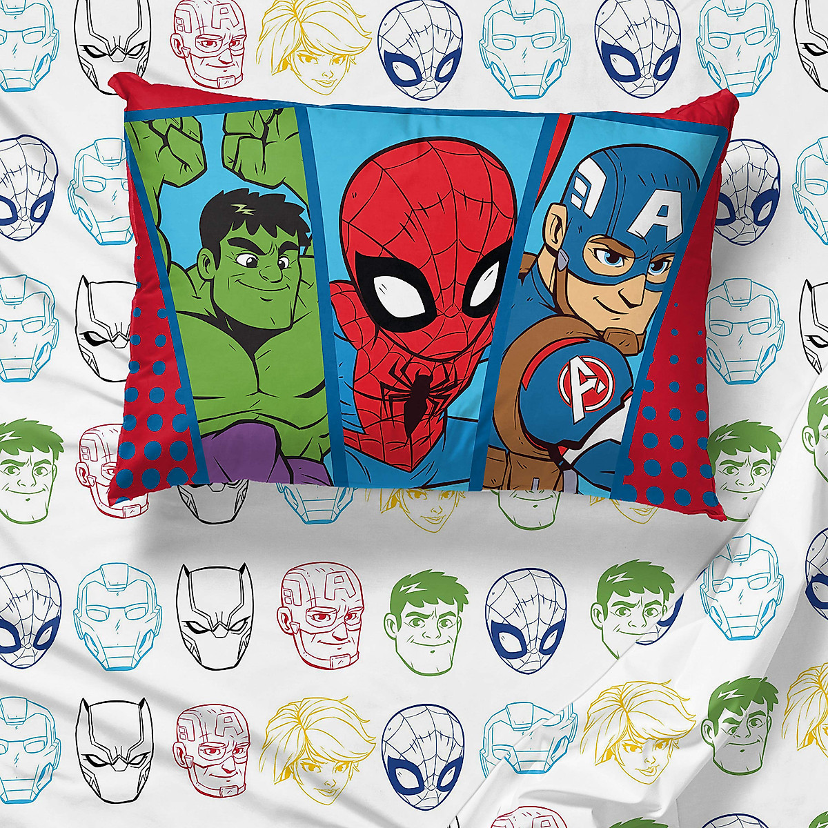 Jay Franco Marvel Super Hero Adventures Double Team 4 Piece Toddler Bed Set Super Soft Microfiber Bed Set-Bedding Features Captain America,Spiderman, Iron Man & Black Panther Official Marvel Product