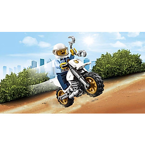 LEGO City Police Tow Truck Trouble 60137 Building Toy (144 Pieces)