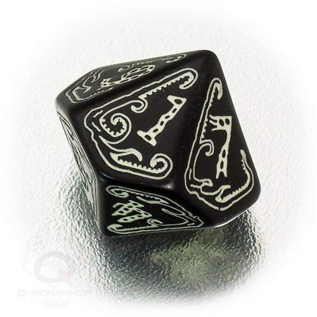 Q-Workshop Call of Cthulhu Black & Glow-in-The-Dark RPG Ornamented Dice Set 7 Polyhedral Pieces Black & Glow-in-the Dark, Standard (15mm - 17mm)