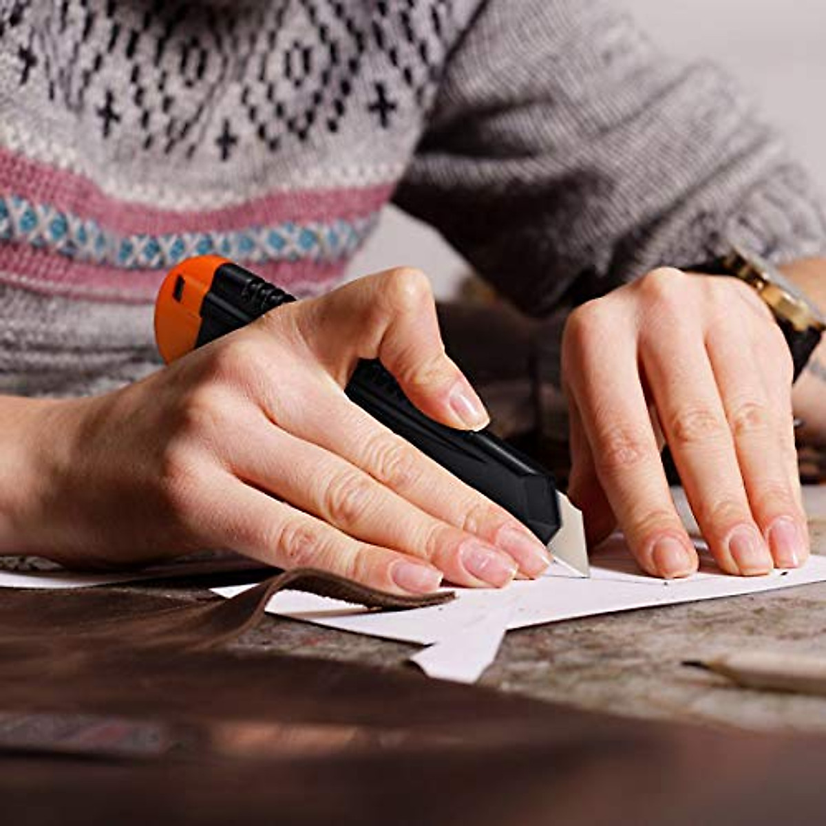 REXBETI 12-Pack Utility Knife, Retractable Box Cutter for Cartons, Cardboard and Boxes, 18mm Wider Razor Sharp Blade, Smooth Mechanism, Perfect for Office and Home use