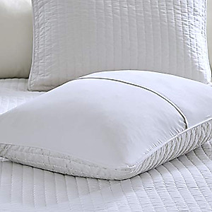 Madison Park Keaton Quilt Set-Casual Channel Stitching Design All Season, Lightweight Coverlet Bedspread Bedding, Shams, Twin/Twin XL(68"x90"), Stripe White, 2 Piece