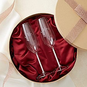 Juvale Set of 2 Mr and Mrs Champagne Glasses, His and Hers Wedding Day Toasting Flutes for Bride and Groom Newlyweds, Engagement, Wedding and Bridal Shower Gifts (8oz)