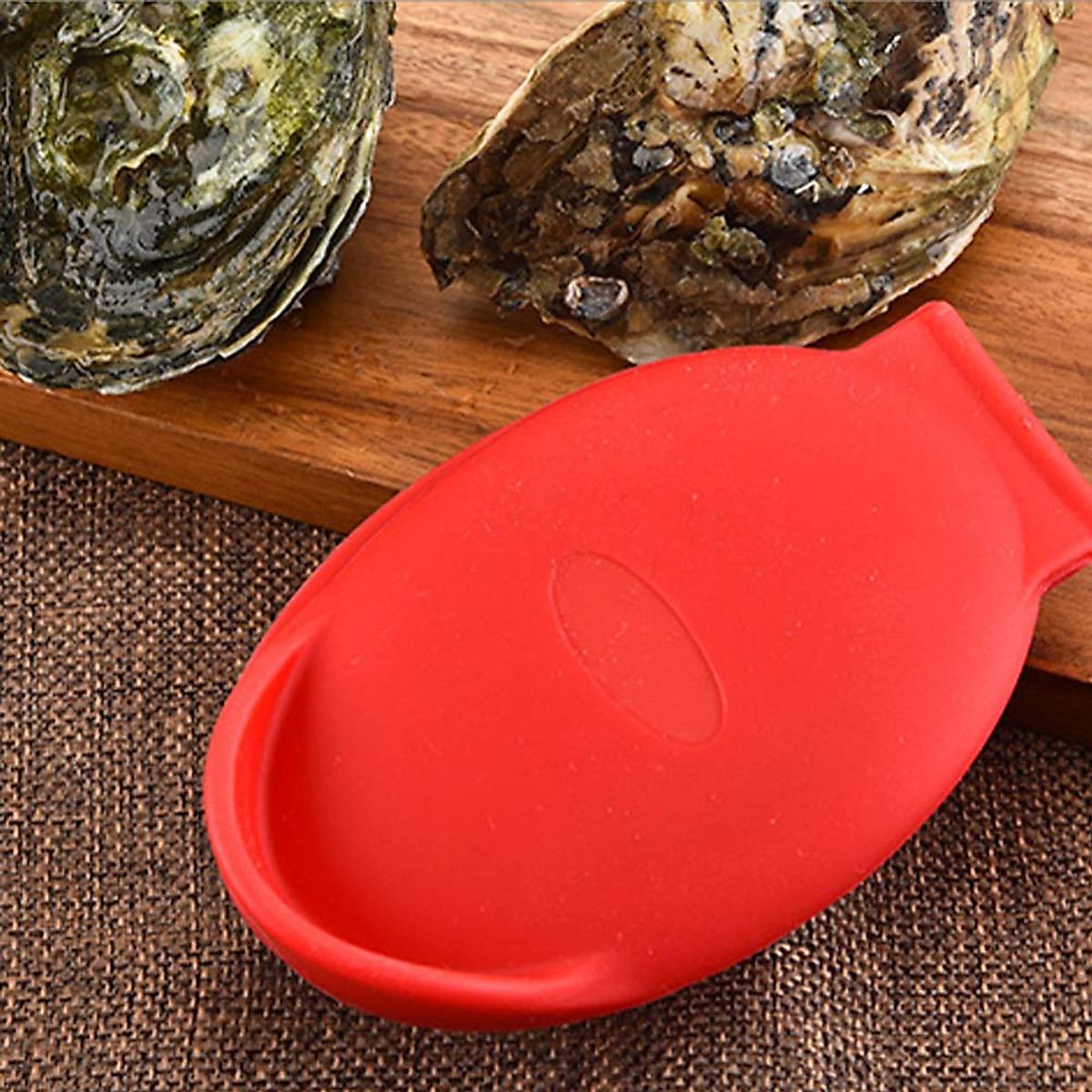 DOITOOL Oyster Shucking Clamp Silicone Oyster Holder Easy Oyster Opener Cooking Mitts Pinch Grips for Shell Hand Guard Opening Tool
