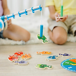 Melissa & Doug Catch & Count Fishing Game (SIOC)