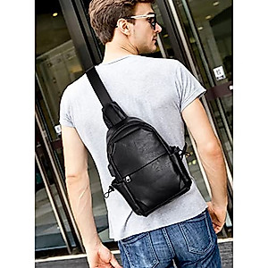BOSTANTEN Sling Bag Leather Crossbody Backpack Shoulder Bag for Men Travel Hiking Everyday Use, Black