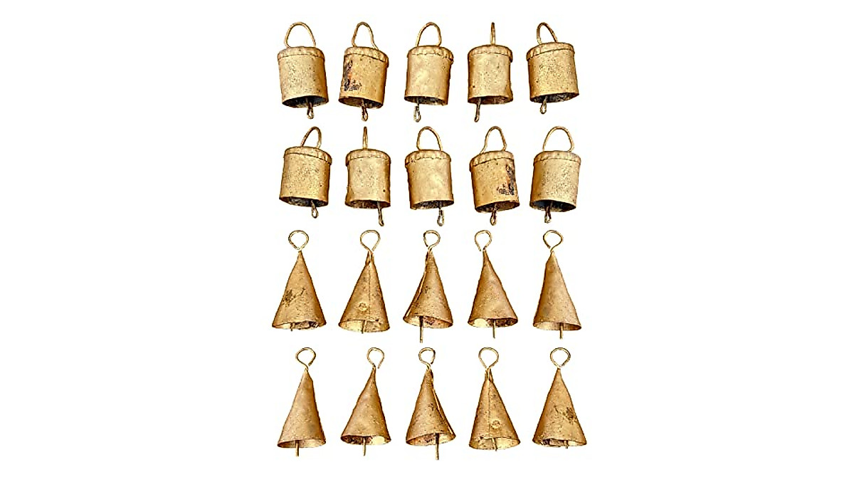 Vivanta 20pc Gold Rustic Bells: Handmade Decor & Crafts