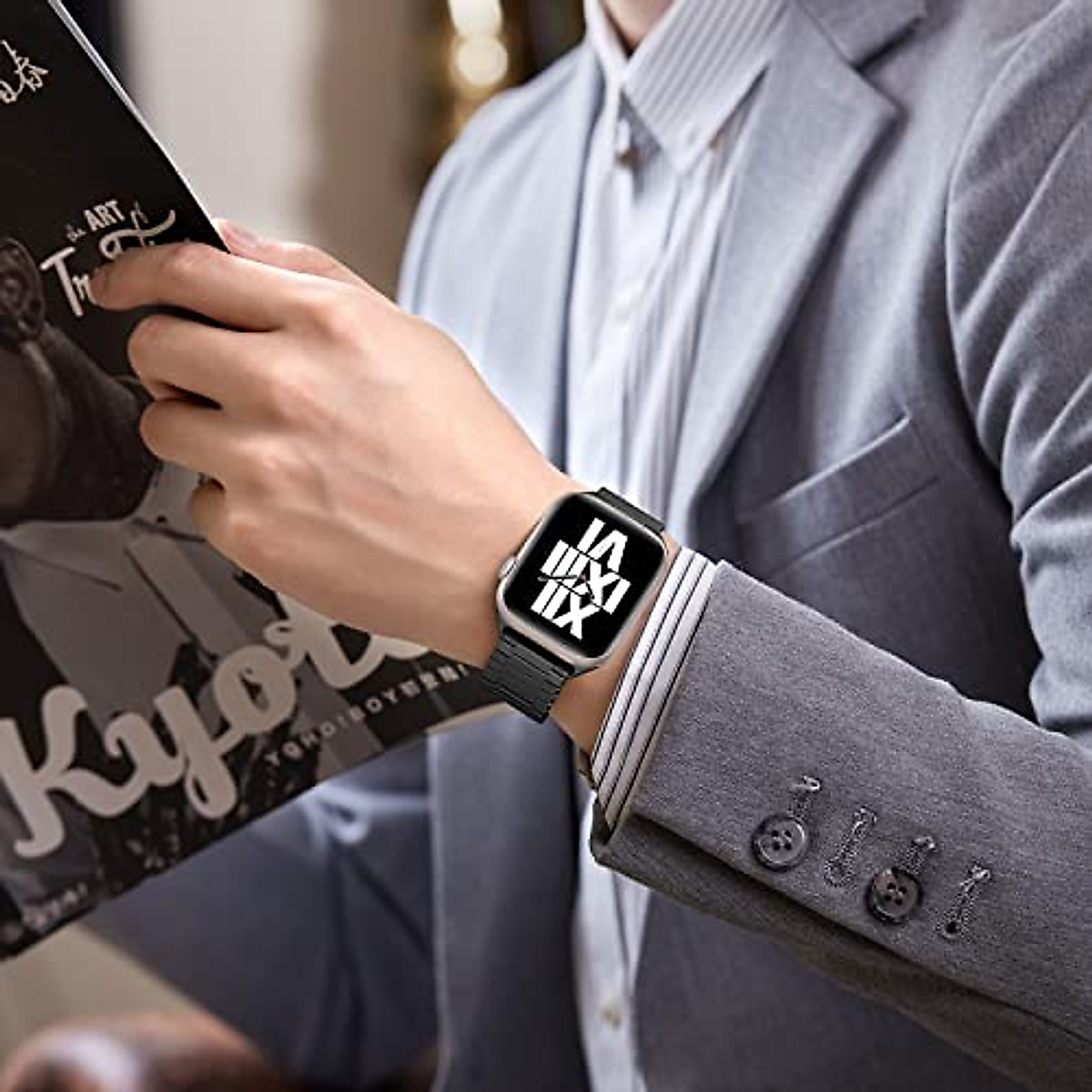 Maledan Compatible with Apple Watch Band 44mm 45mm 42mm 49mm 41mm 40mm 38mm Men Women, Adjustable Stainless Steel Metal Mesh Loop with Case for Apple Ultra 2 iWatch Series 9 8 7 6 5 4 3 2 1 SE, Black