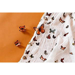 CLEMENTINE KIDS Muslin Infant Swaddles (Butterfly Swarm)