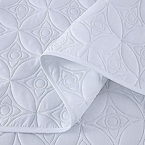 Chezmoi Collection Florenz 3-Piece King Size Quilt Set White - Soft Summer Lightweight Oversized King Bedspread 118 x 106, Medallion Pattern Coverlet for All Season