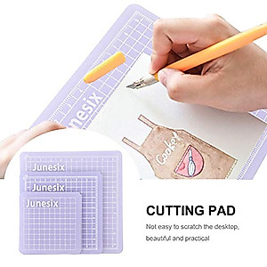 ARTIBETTER 3pcs PVC Cutting Mat Translucent Grip Fabric Quilting Cut Mat Durable Non Slip Square Cutting Mat Pad for Scrapbooking Sewing 6x6cm 8x8cm 10x10cm