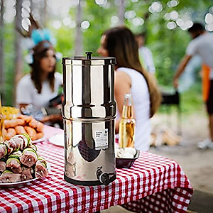 British Berkefeld Doulton W9361139 Gravity Countertop Water Filtration System 2.25 Gallons Made in UK