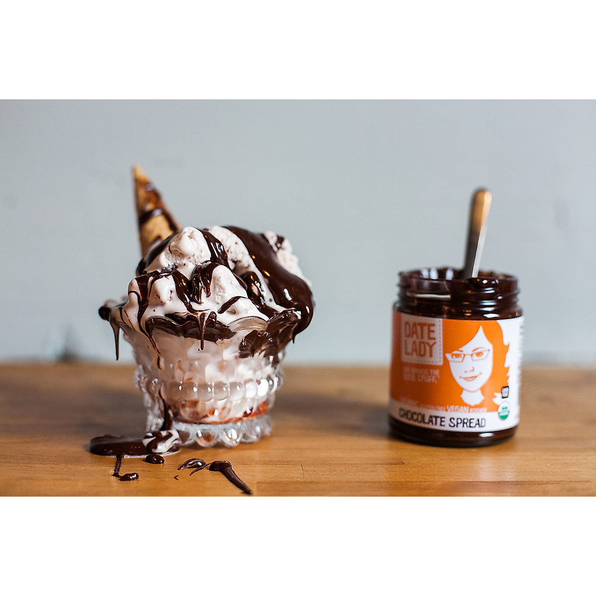 Organic Chocolate Date Spread | Vegan, Paleo, Gluten Free & Kosher, No Added Sugar, No Preservatives (1 Jar) Cocoa Spread Perfect For Dipping Fruit and Using as a Sauce on Ice Cream.