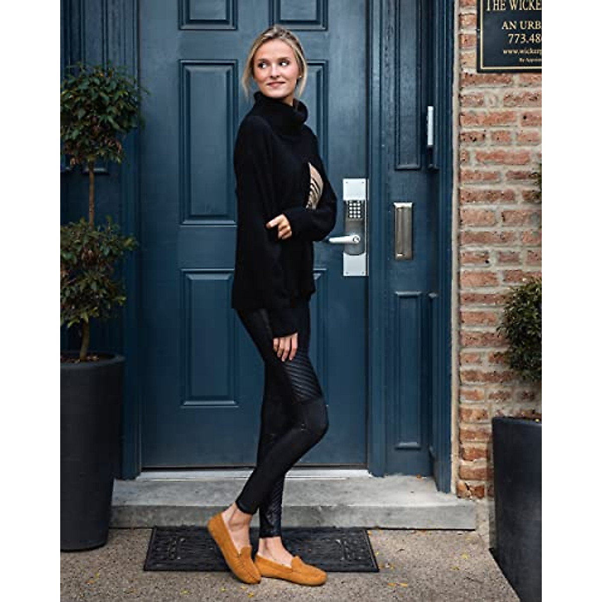 Floopi Women Slippers Moccasins, Soft Faux Fur Lining with Cozy Memory Foam, Ladies House Slippers for Women with Indoor & Outdoor Anti-Skid Sole (8 - Red)