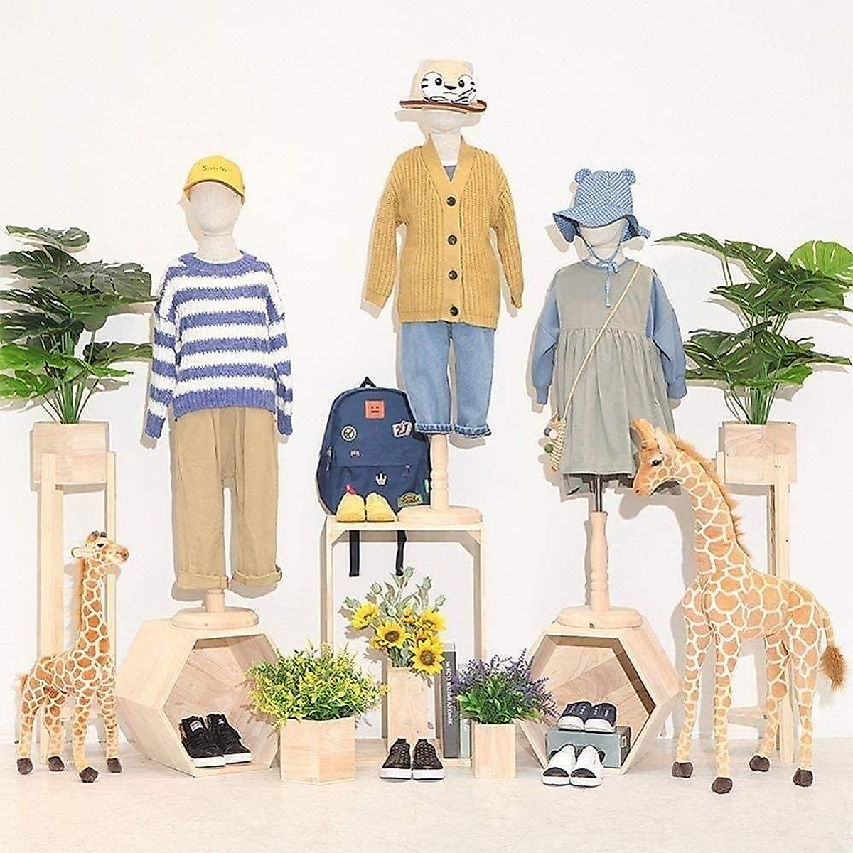 Mannequin Display Stand Children Child Mannequins Mannequin Rack Clothing Store Mannequin Window Display Stand ( Size : Medium ) ( )