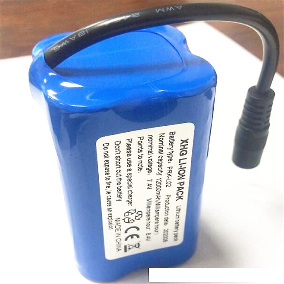 7.4V 12000Mah 5200Mah Battery 3To1 Line Charger for T188 T888 2011-5 V007 C18 H18 So on Remote Control RC Fishing Bait Boat Parts, Bait Boat Lipo Battery, YLLLY-6686. (Color : 3 12000mah Battery)