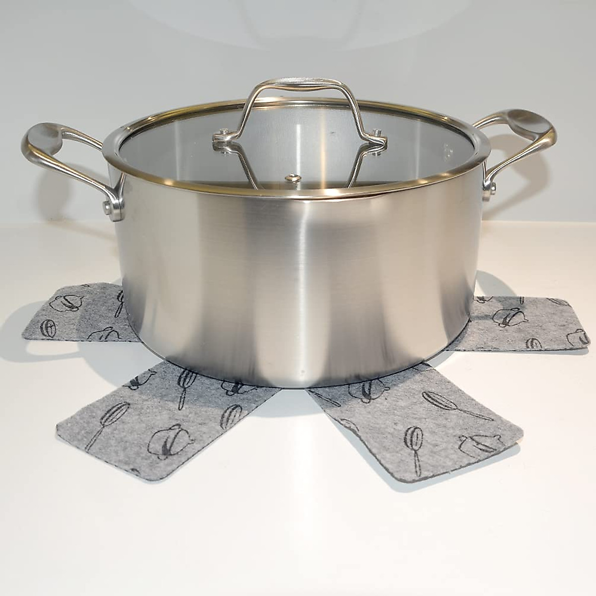 KitWinner Felt Pan Protectors, Pan Separators for Stacking All Clad to Prevent Scratching, Anti Slip Felt Pot Separators for Non-Stick Pans Cookware Accessories Set of 12