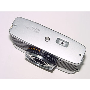 Olympus Pen EE-3 Half Frame 35mm Camera With 28mm F/3.5 Lens