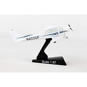 Daron Worldwide Trading Postage Stamp PS5603-2 Cessna 172 SkyHawk 1:87 Diecast Display Model, White