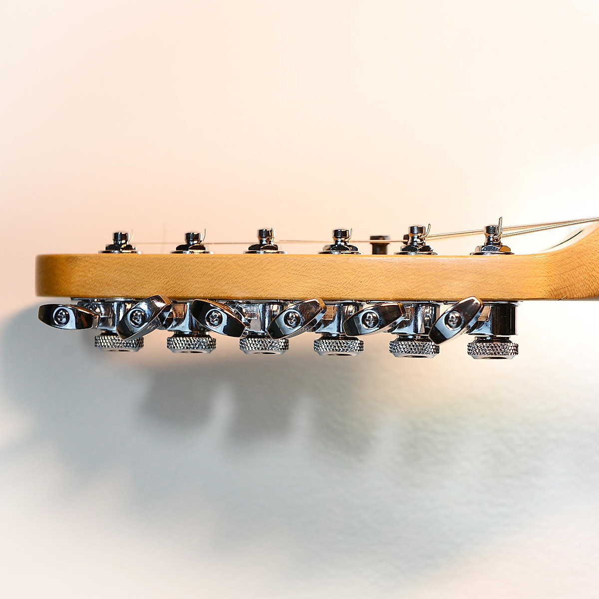 Graph Tech PRL-8721-C0 Ratio Electric 6-In-Line Locking Tuned Machine Heads - Mini Contemporary Style