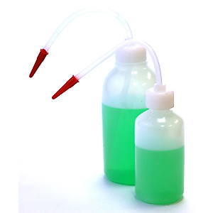 EISCO Labs Multi-Pack Polyethylene Wash Bottles 125ml & 250ml with Delivery Tube, Screw Cap - Durable Lab Dispensing Equipment