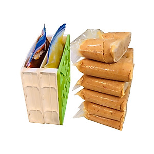 FreezeStax 2-Quart Expandable Base Starter Set. 6-9 Cup Total Set Capacity. Includes 2 individual 1-Qt Expanders for 1-Qt (3-4 Cup) Freezer Bags.