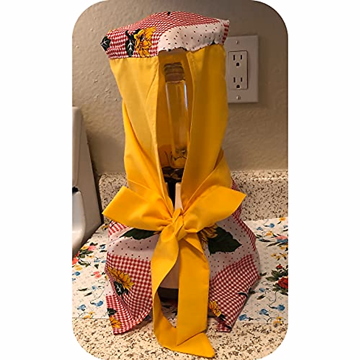 Blender Cover for OSTER. Kitchen design: Sunny Sunflower/Red checkered.- Dress for blender-Ribbons to make your own adjustable bow.