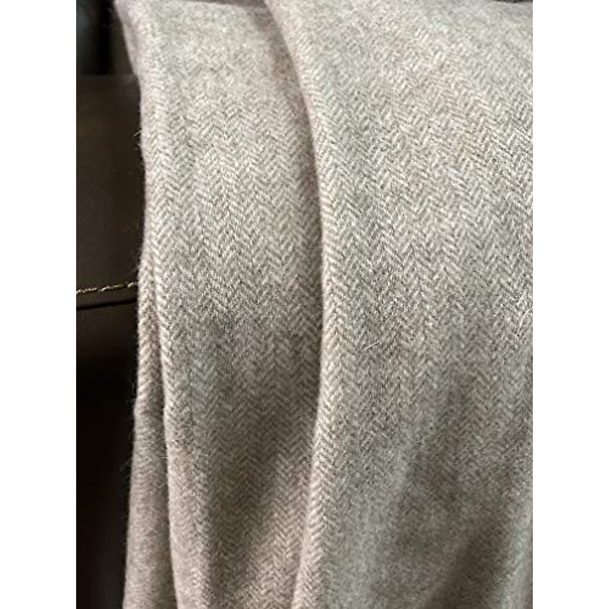 Eikei Wool Throw Blanket Geo Herringbone Pattern Oversized Couch Throw Blanket Fringe Trim Soft Merino Woolen Afghan Minimalist Style Lightweight Machine Washable (Light Beige, 55Wx78L)