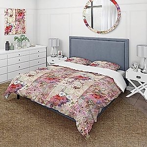 DESIGN ART Designart 'Red and White Orchids with Grunge Flowers' Traditional Duvet Cover Set King