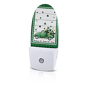 St. Patrick's Day Night Light, LED Plug in Night Light, Green Checkered Board Truck Clover on Wood Night Lights with Dusk to Dawn Sensor Decorative Kids/Adults Nightlight for Bedroom Bathroom