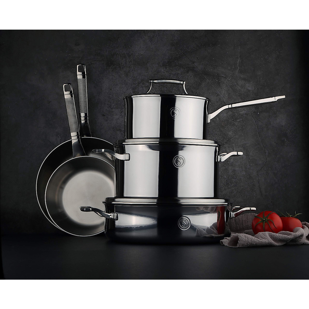 SAVEUR SELECTS 8-piece Tri-ply Stainless Steel Cookware Set, 5 Essential Pots and Pans, 3 Interchangeable Lids, Induction-ready, Dishwasher Safe, Voyage Series