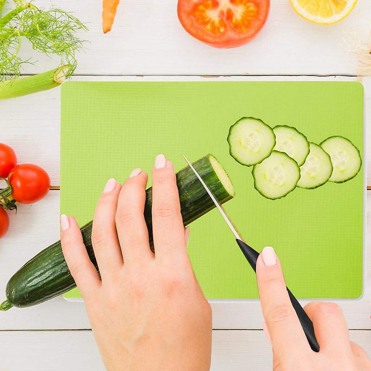 CHEF GRIDS Durable Plastic Cutting Board Set, Chopping Board Plastic, for Vegetable Meat or Cheese | Dishwasher Safe | Pair of MD Protective Gloves