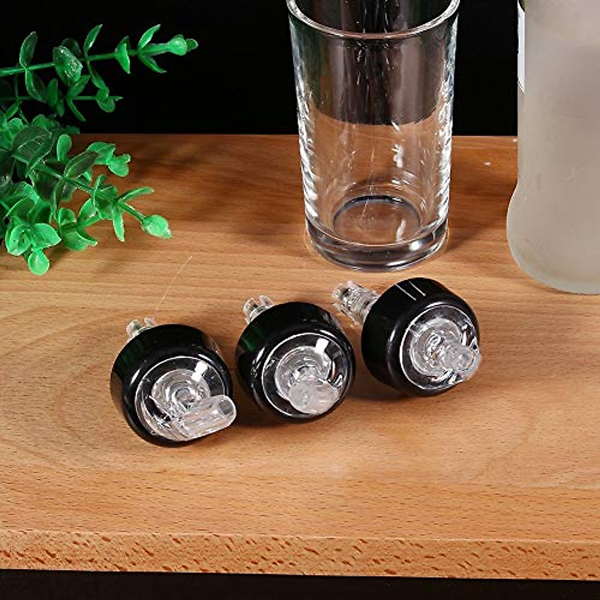 Measured Liquor Pourers, 1 OZ Plastic Measured Liquor Pourer Tail Auto Measuring Shot Chamber Pourer Pour Spout Stopper for Alcohol Wine Cocktail Vinegar Bottle Drink Spirits (6, Transparent)