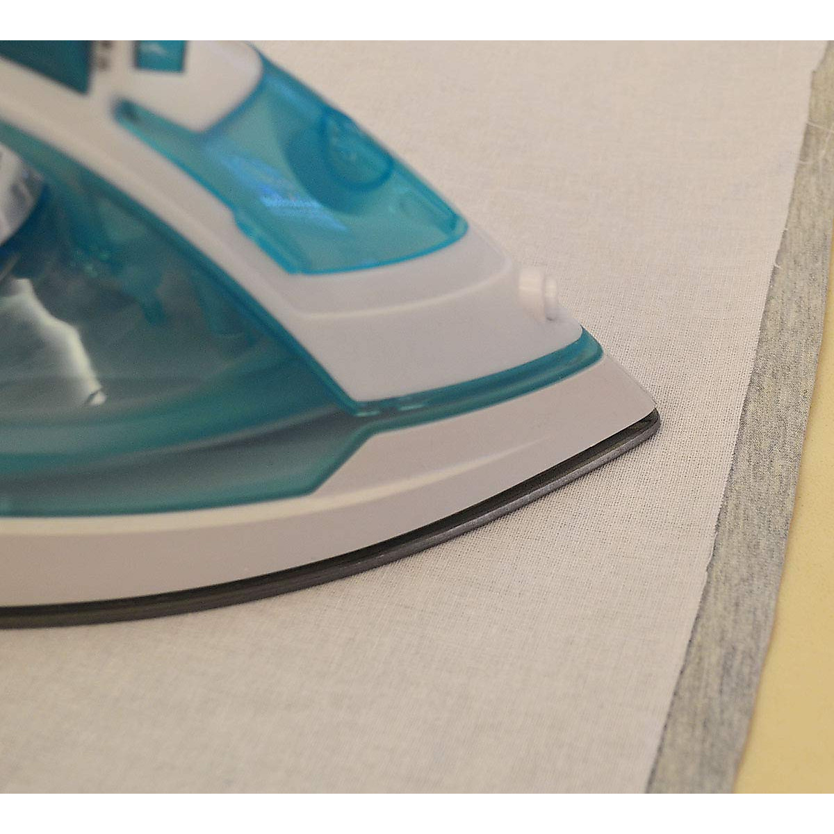 WINGKIND T-Shirt Quit Project Fusible Interfacing, White (44" x 79")