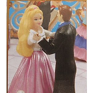 Barbie HOLIDAY DANCE MUSICAL Set Friends Waltz to 15 Christmas Carols & 15 All Time Favorite Songs! (1997 Mr. Christmas)