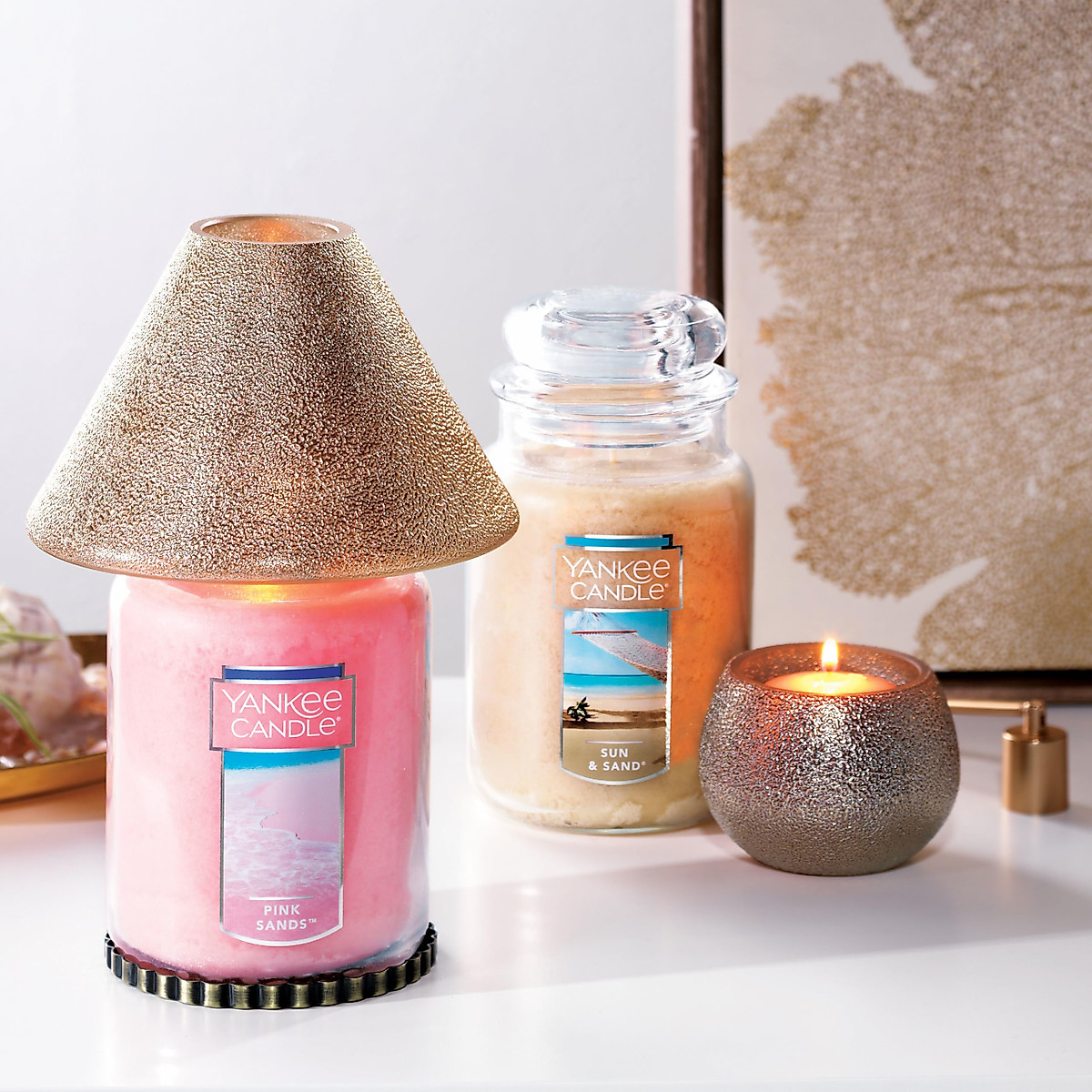 Yankee Candle Pink Sands Scented, Classic 22oz Large Jar Single Wick Candle, Over 110 Hours of Burn Time