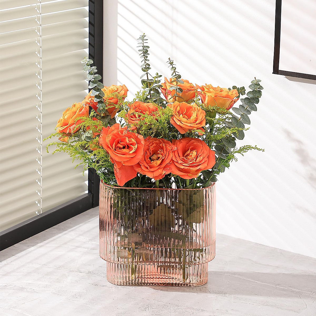 YANWE1 Ribbed Glass Vase, Pink Glass Vase, Flower Vase, Fluted Glass Vase, Ribbed Flower Vase, Clear Vase, Modern Vase for Living Room, Dining Room, Bathroom, Desk, Shelf, Wedding, Office, 7.1 Inches