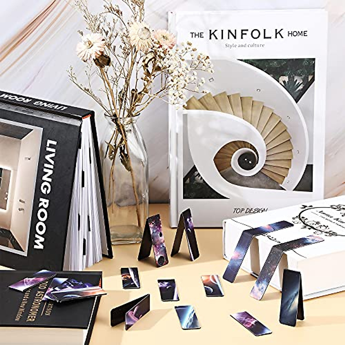 30 Pieces Magnetic Bookmarks Space Planets and Starry Night Sky Bookmarks Magnetic Page Clip Markers for Kids Book Marks for Book Lovers Reading School Library Supplies (Starry Night Sky Style)