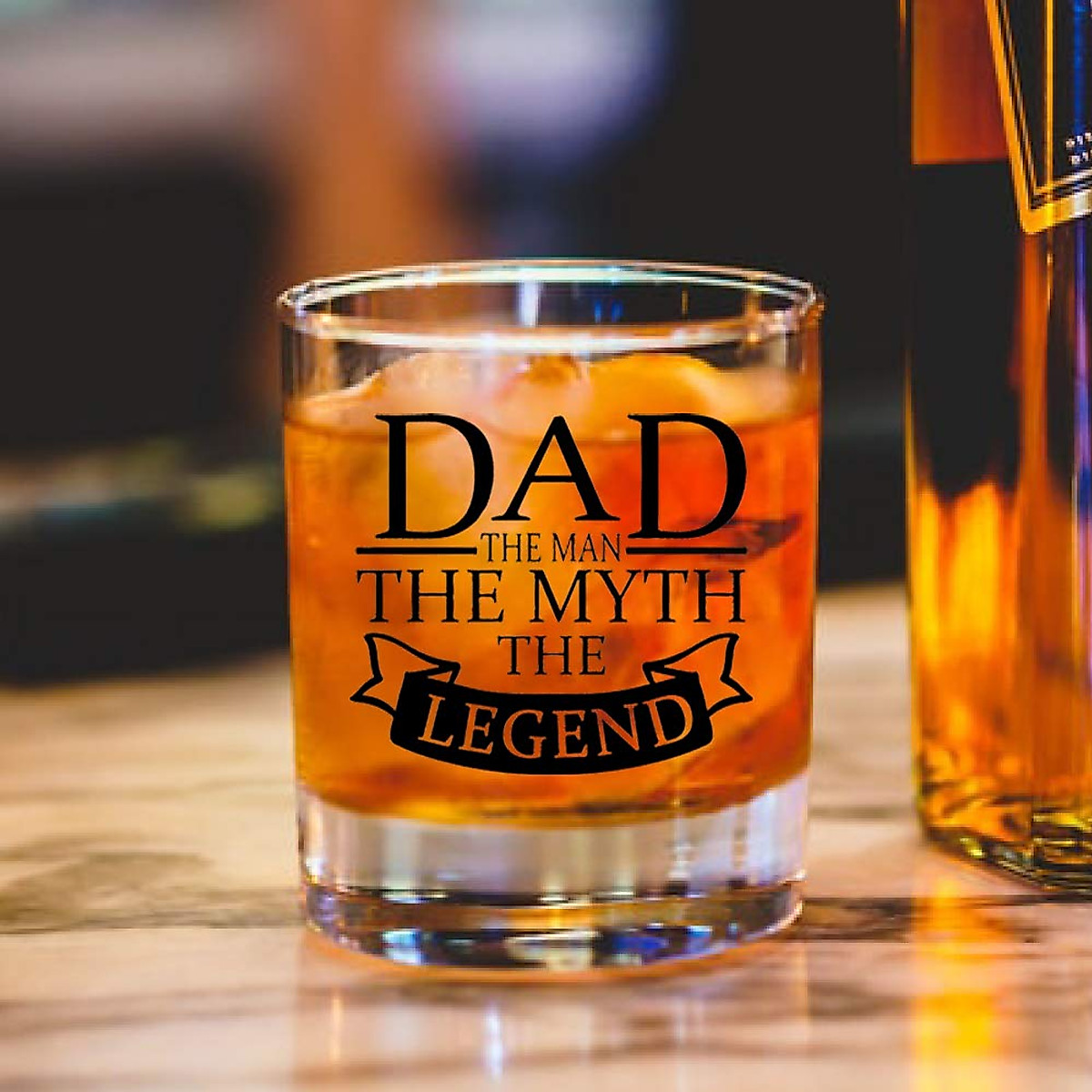 AGMDESIGN Dad Whiskey Glass, The Man The Myth The Legend Whiskey Glass Gifts for Grandfather, Papa, Him, Dad, Husband, Coworker, Friend, Boss, Birthday Gifts