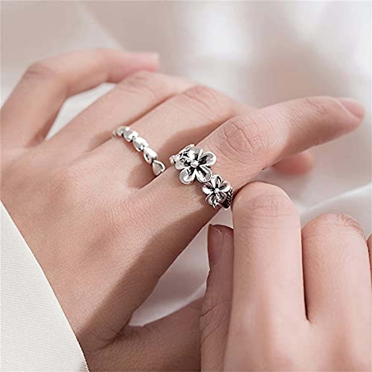 Vintage Plumeria Flower 925 Silver Plated Open Band Ring for Women Statement Adjustable Expandable Daisy Knuckle Finger Rings Comfort Fit Oxidized Retro Birthday Jewelry Gift