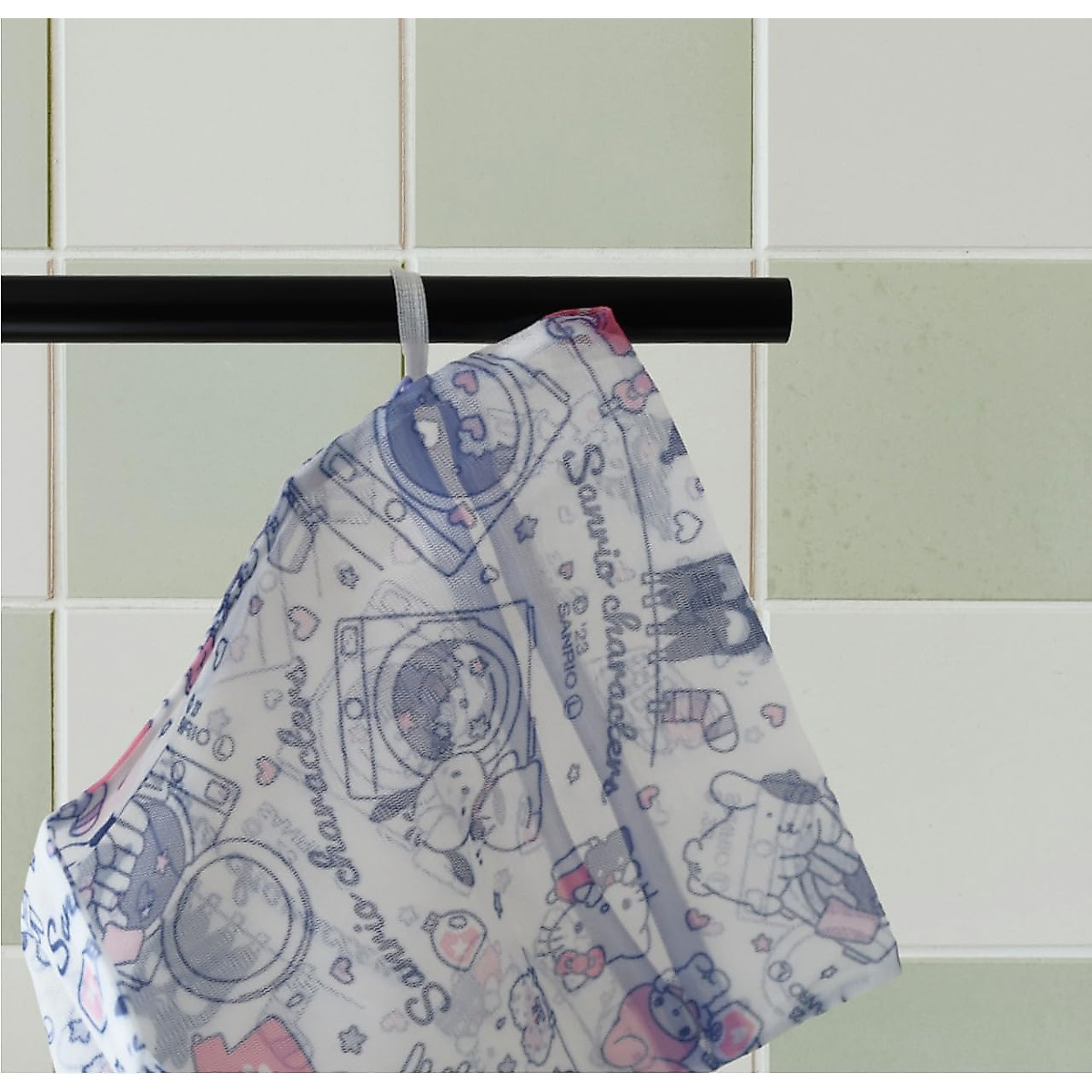 Polyester Mesh Laundry Bag with Hanging String - Mesh Wash Bags, Delicate Laundry Bag (Pompom-Puin, Pocahco-Dog, My-Meloday, Kitty Kitten, Cinnamon-roll, Bad-Batz-Maroo)