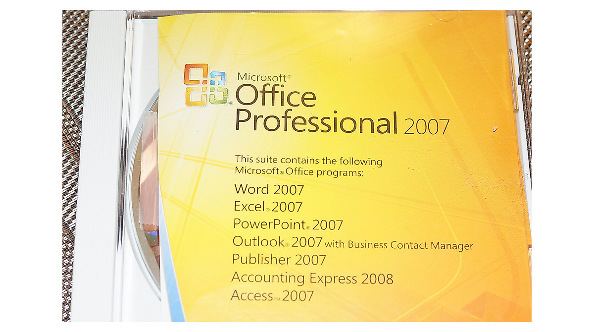 Microsoft Office Standard 2007: Essential Classic Suite
