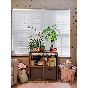 Mkono Hanging Photo Display Boho Decor Wooden Stars Garland with Metal Chains, Pictures Cards Holder with 25 Wood Clips, Wall Art for Room Bedroom Dorm, Teen Girl Gift Ages 12 13 14 Years Old, Gold