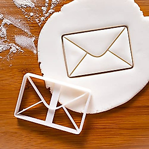 Origami Envelope cookie cutter, 1 piece - Bakerlogy