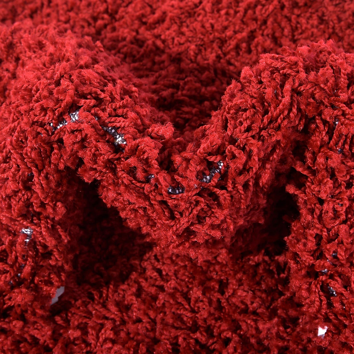 Rugs.com - Über Cozy Solid Shag Collection Rug – 3' x 5' Oval Cherry Red Shag Rug Perfect for Living Rooms, Large Dining Rooms, Open Floorplans