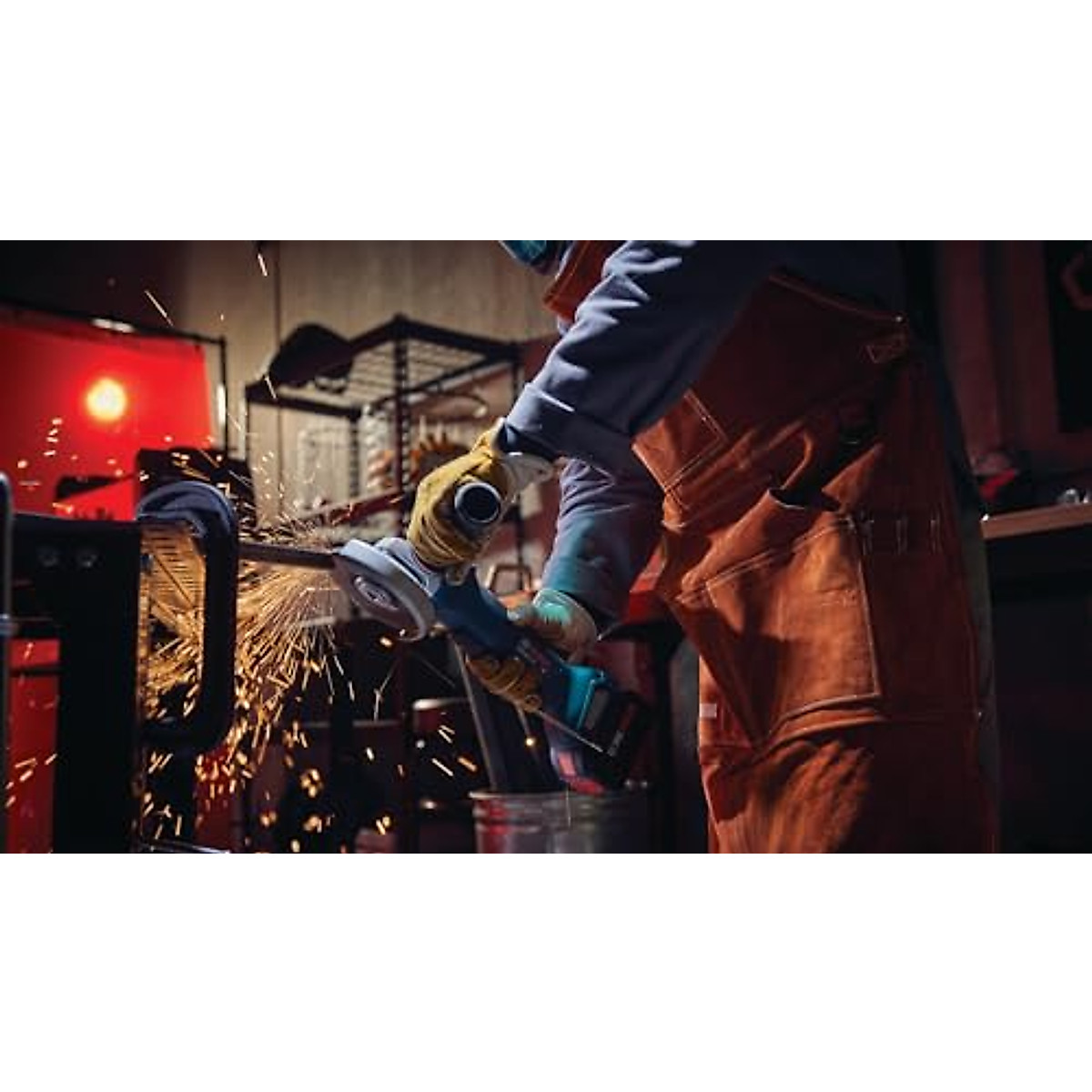 BOSCH GWS18V-10PB14 18V Brushless 4-1/2 – 5 In. Angle Grinder Kit with Paddle Switch and (1) CORE18V® 8 Ah High Power Battery