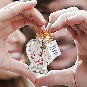 You Hold the Key to My Heart Romantic Bottle, Heart Decorative Bottle Gifts for Boyfriend or Girlfriend Valentine's Day Anniversary ，Wish Jar with Tiny Card Present Box Gift for Wife or Husband.